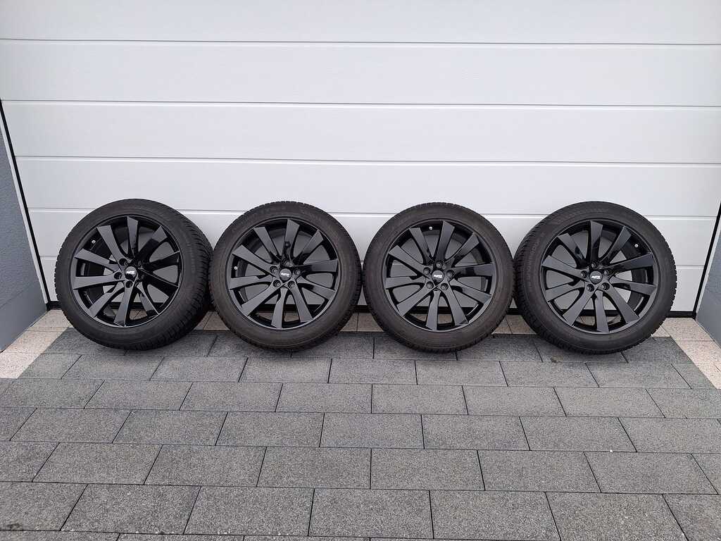 [Verkauft] Model Y Winterräder Platin P106, Nokian WR Snowproof P ...