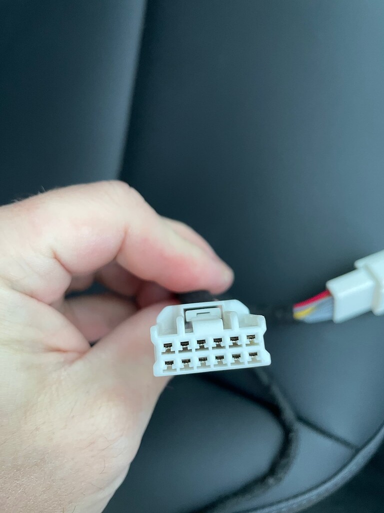 Suche diesen Stecker - Model 3 Technik - TFF Forum - Tesla Fahrer & Freunde