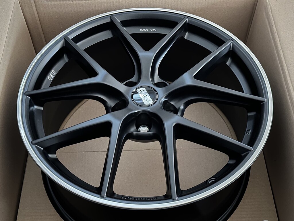 [Verkauft] Neue BBS CI-R Felgen 8.5x19" Schwarz für Model 3 ...