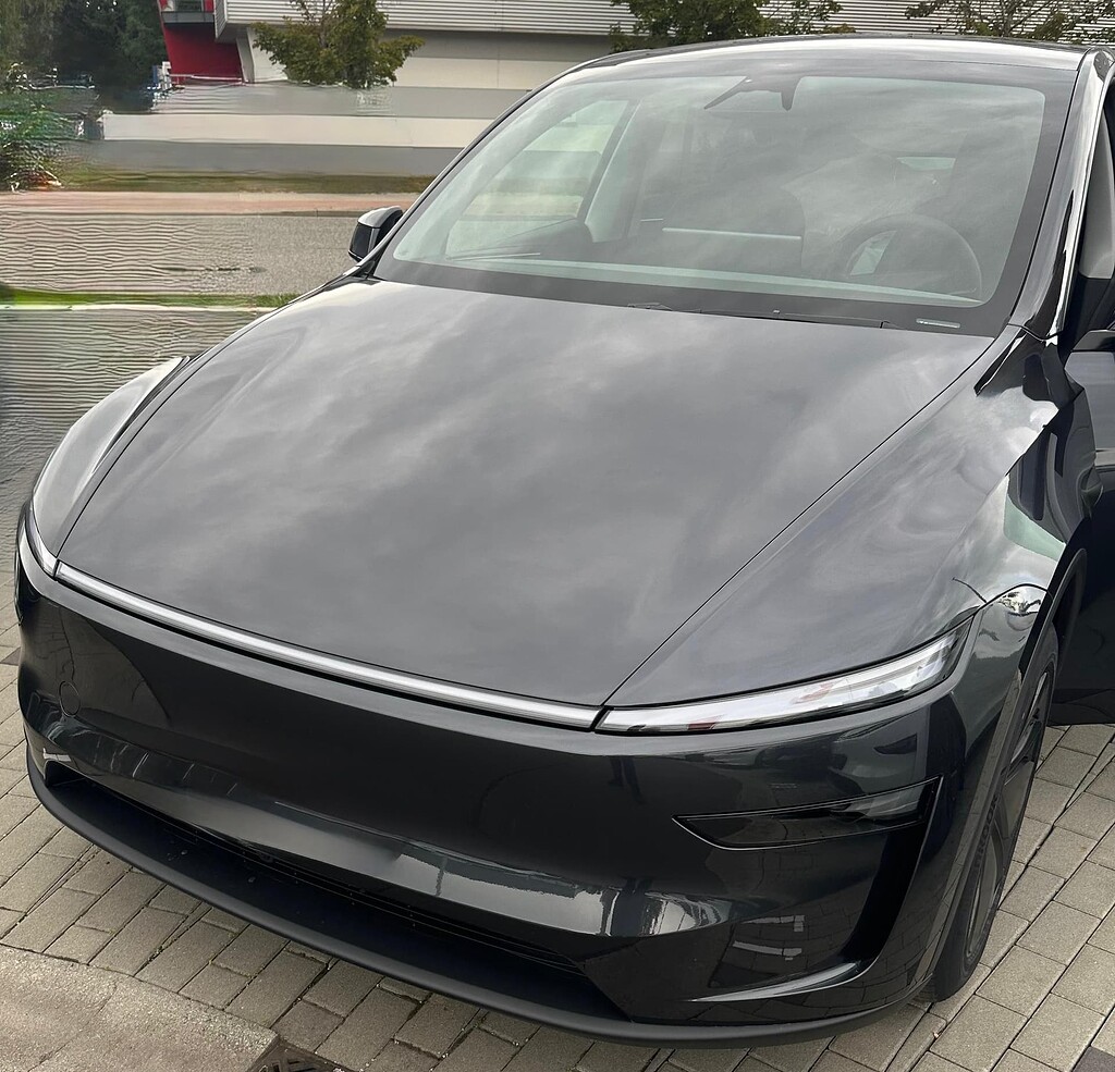 Endlich Owner – unser Model Y LR AWD in Stealth Grey ...