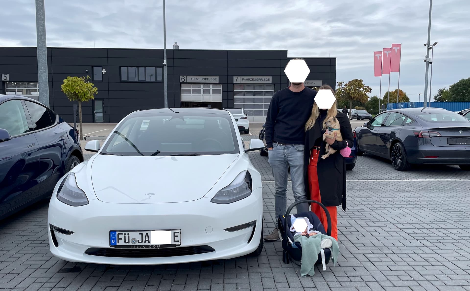 Tesla Fahrer Und Freundenull