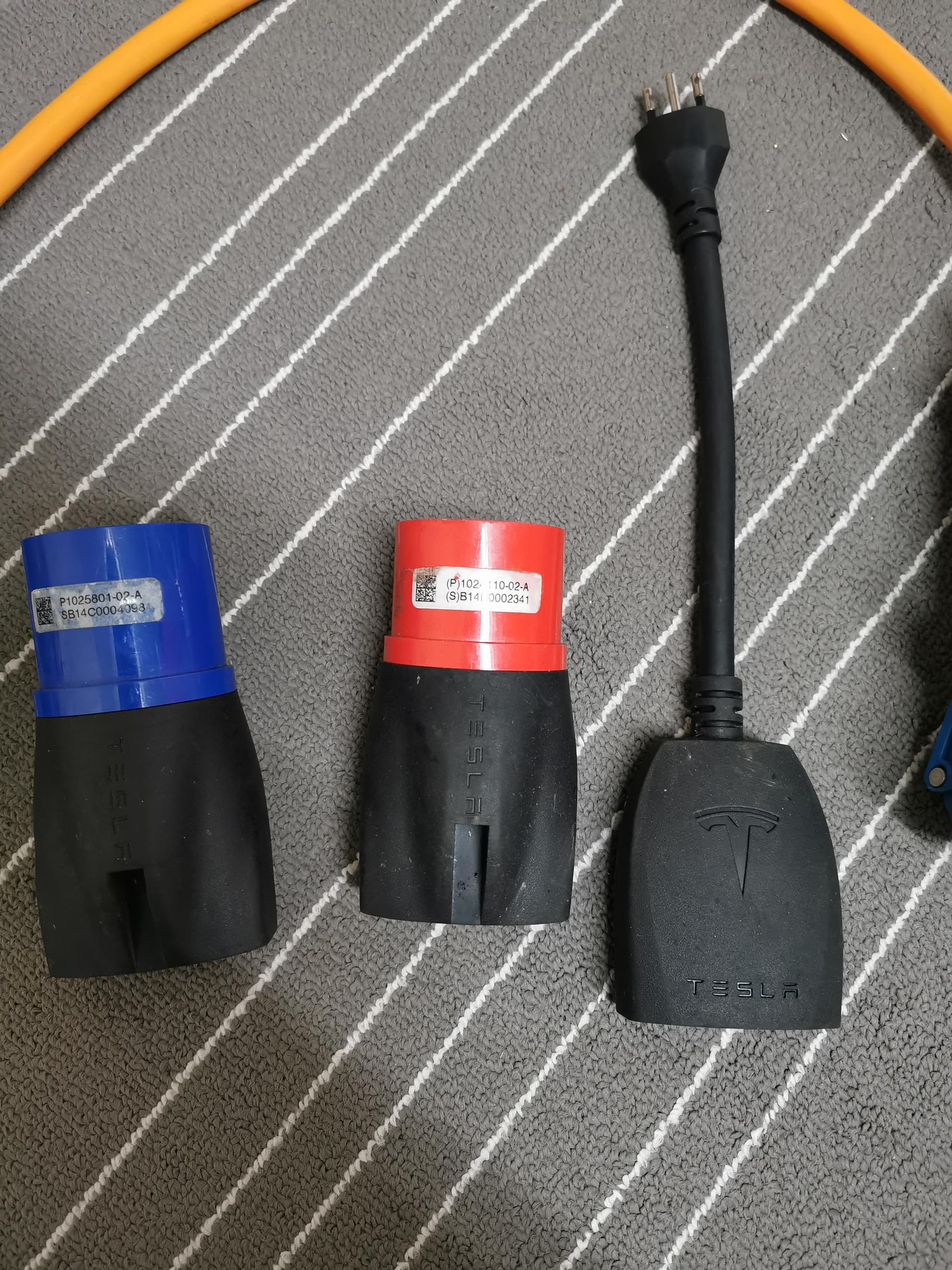 [Verkauft] UMC 1 Adapter, CEE , CEE Blau 32A, Schweiz T13 - Marktplatz ...