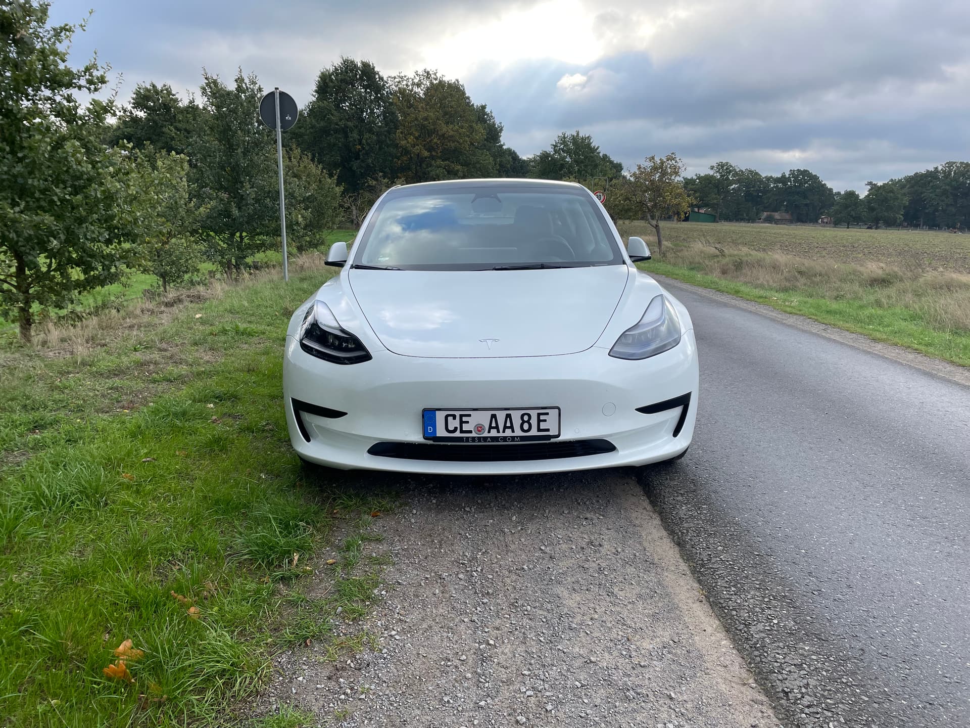 [Biete] Model 3SR weiß 2022 Ryzen / Neue Fotos! / Neuer Preis ...