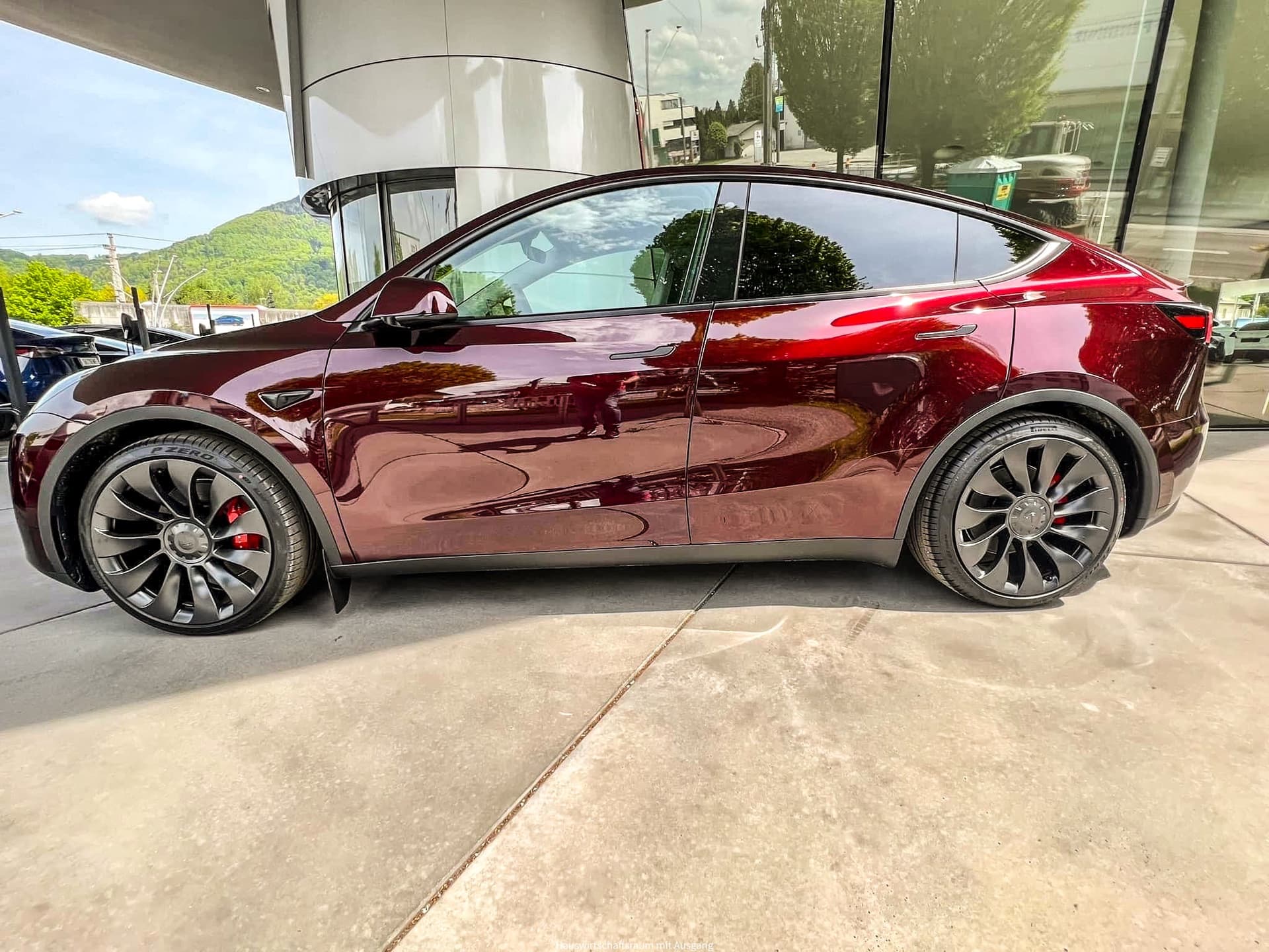 Fotos und Diskussion - Midnight Cherry Red - Model Y Allgemeines - TFF ...