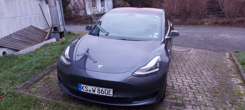 Model 3 LR 63.000 KM 8-fach bereift Grau in Kassel, 36.000 € VB MwSt ...
