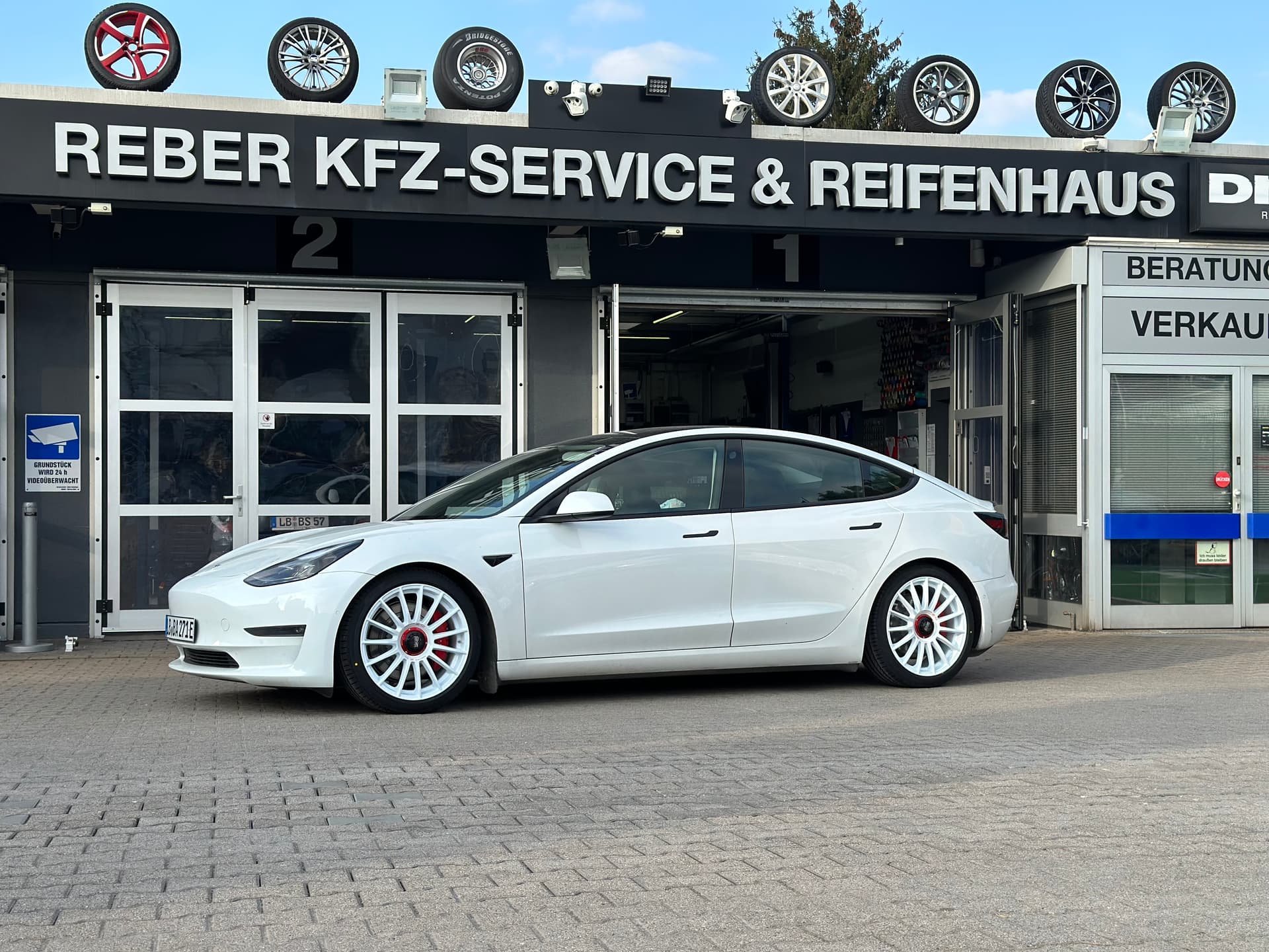 Reifen Reber Tesla